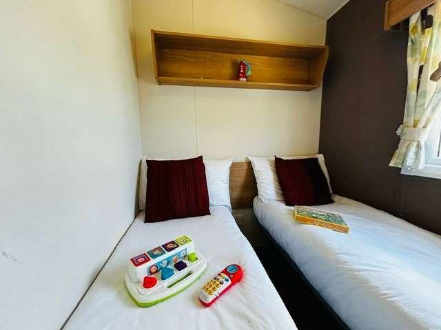 2 bed property for sale
