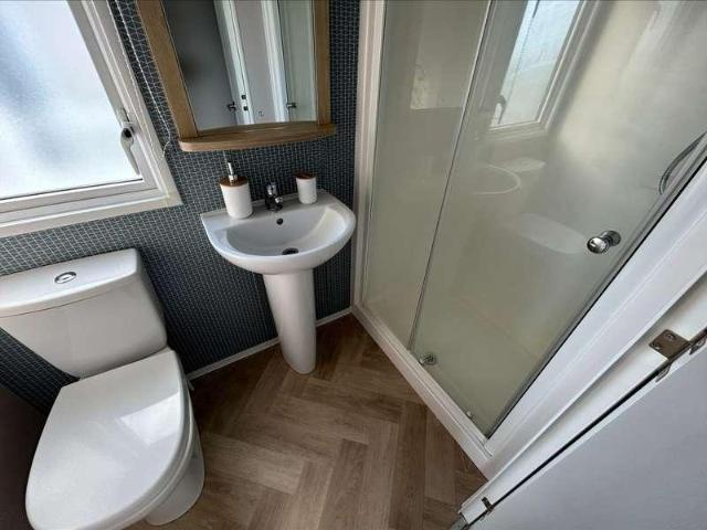 2 bed property for sale