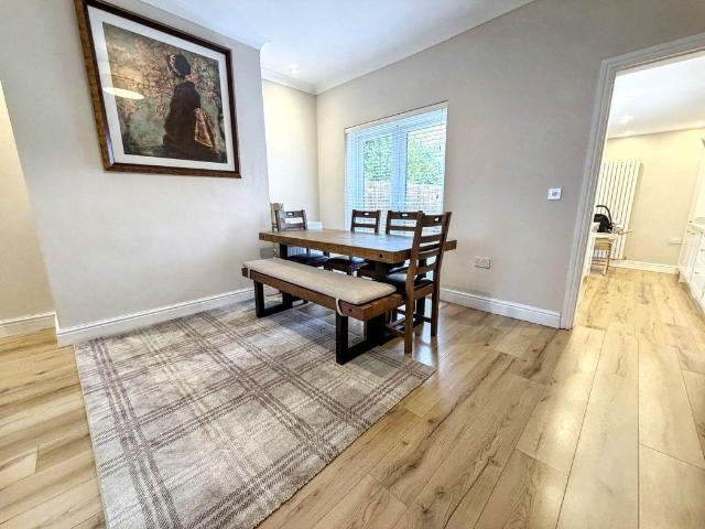 2 bed property for sale