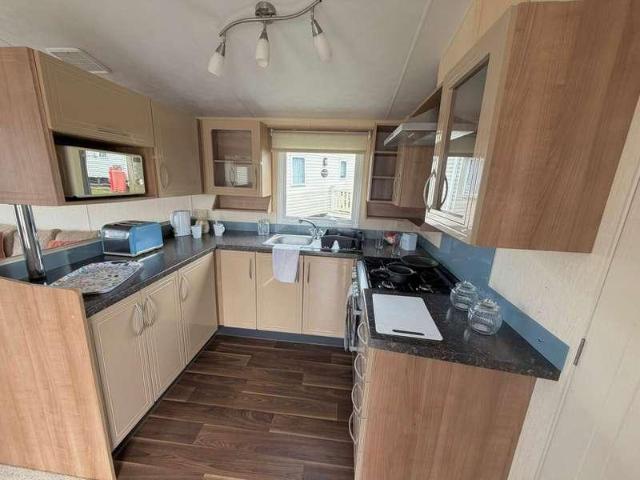 2 bed property for sale