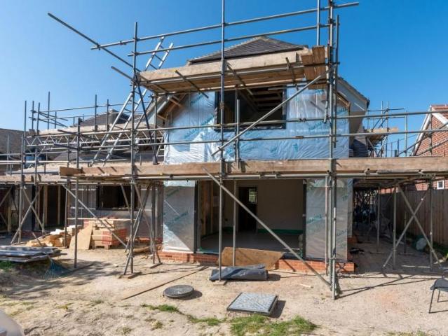 2 bed property for sale