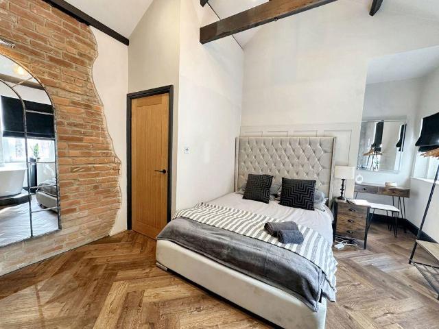 2 bed property for sale