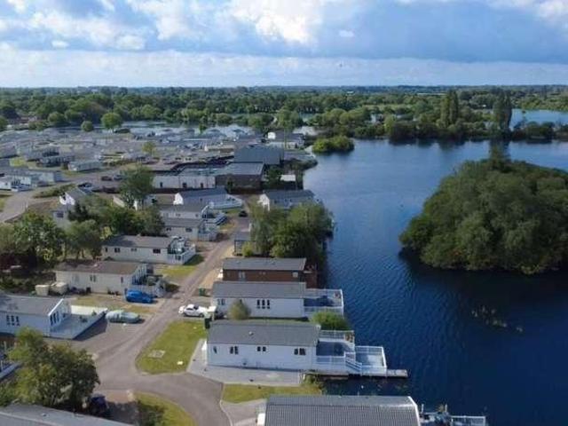 2 bed property for sale