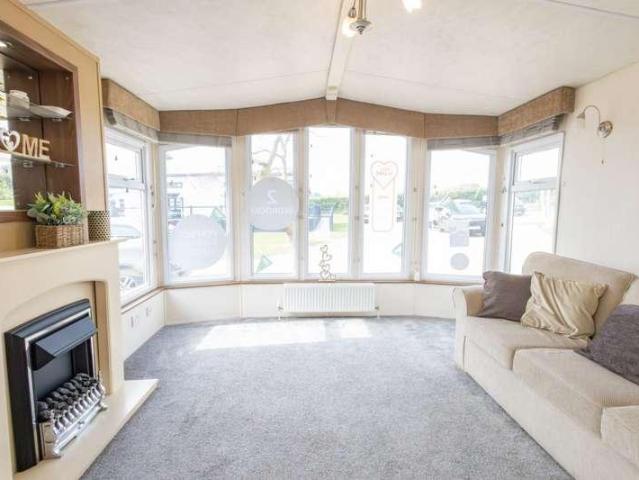 2 bed property for sale