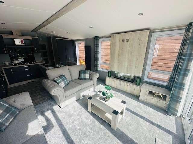 2 bed property for sale