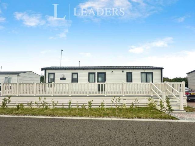 2 bed property for sale