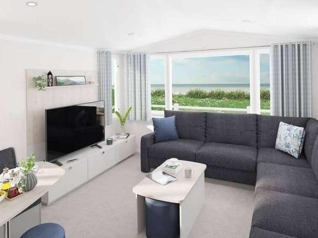 2 bed property for sale
