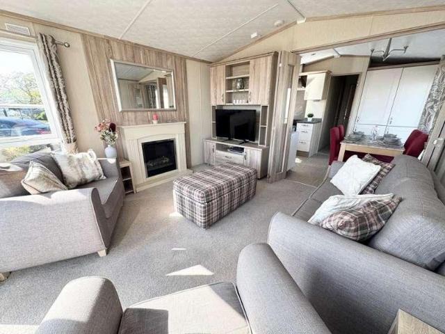 2 bed property for sale