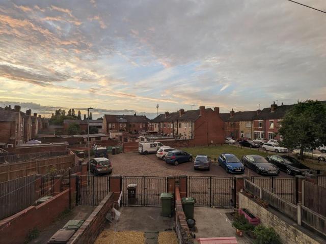 2 bed property for sale
