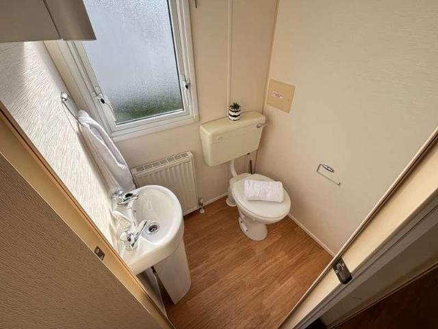 2 bed property for sale