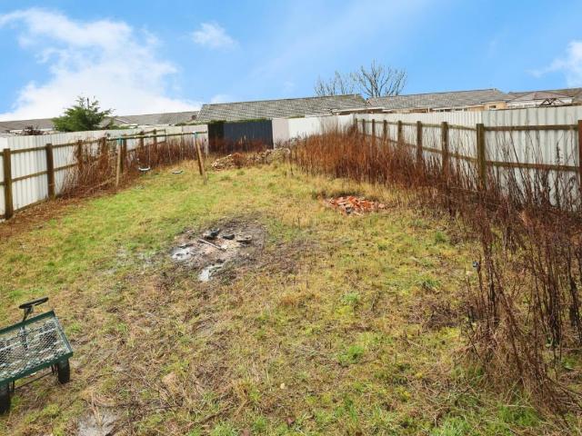 2 bed property for sale