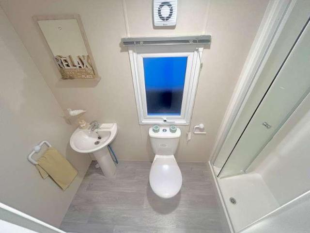 2 bed property for sale
