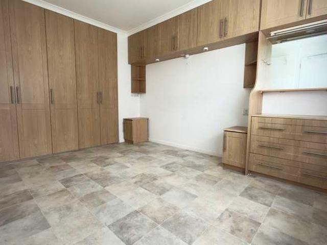 2 bed property for sale