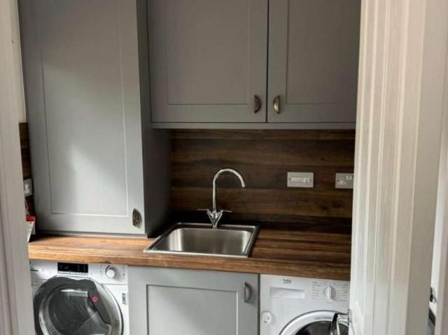 2 bed property for sale