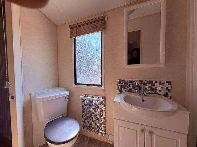 2 bed property for sale