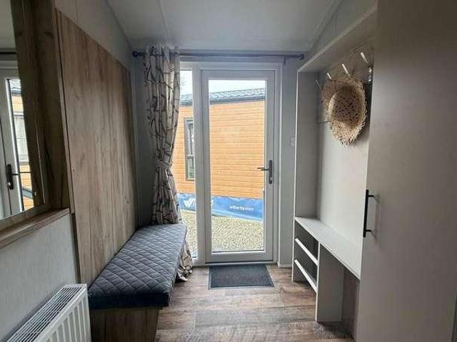 2 bed property for sale