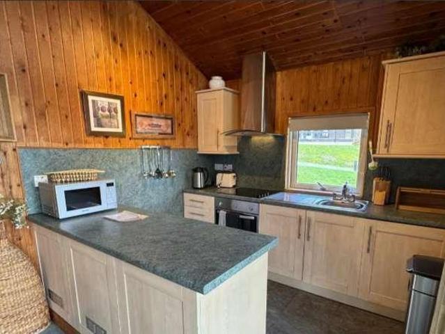 2 bed property for sale