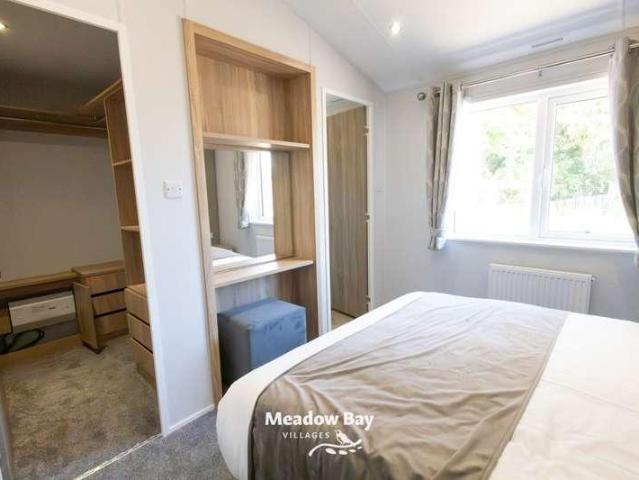2 bed property for sale