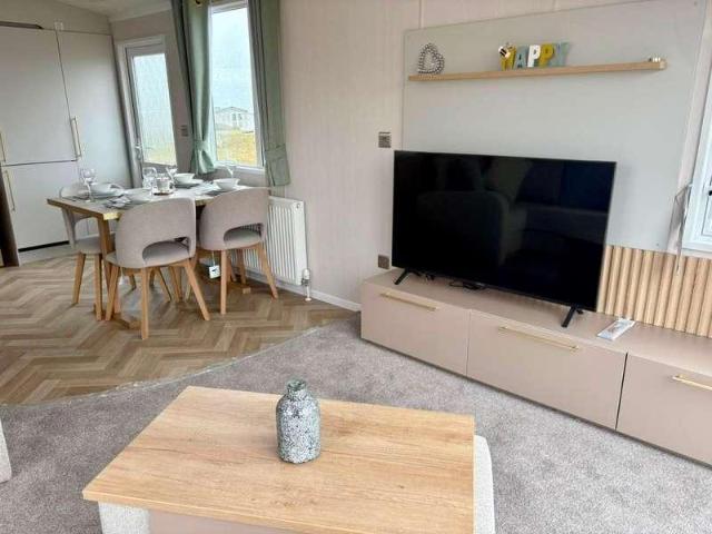 2 bed property for sale