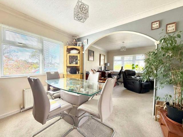 2 bed property for sale