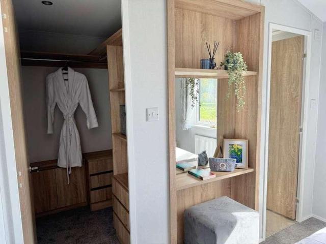 2 bed property for sale