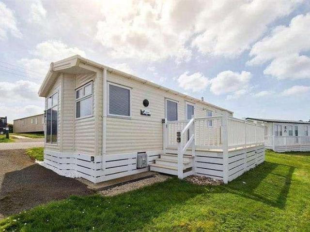 2 bed property for sale
