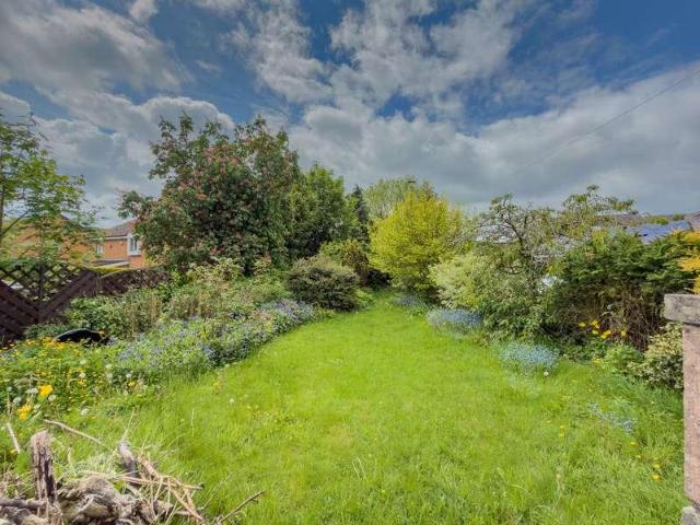 2 bed property for sale