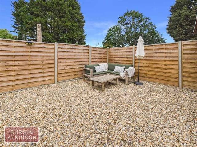 2 bed property for sale