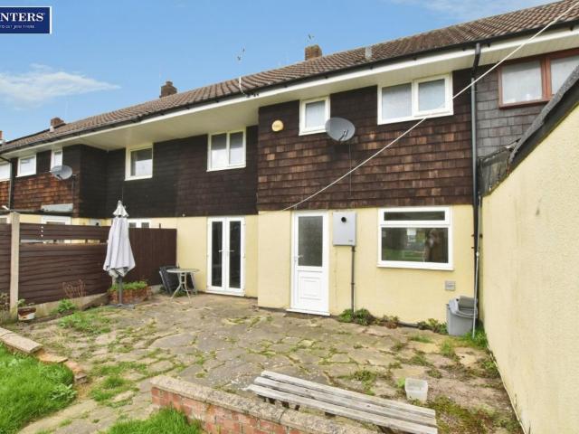 2 bed property for sale