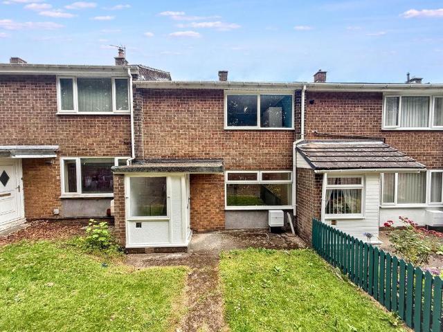 2 bed property for sale