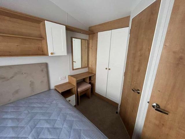 2 bed property for sale