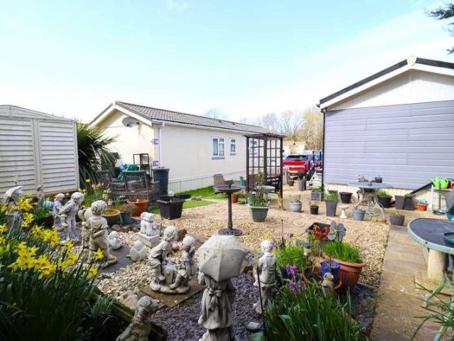 2 bed property for sale