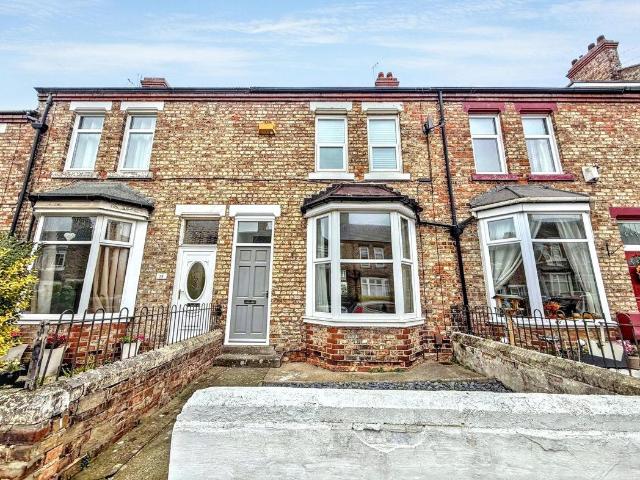 2 bed property for sale
