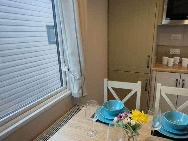 2 bed property for sale
