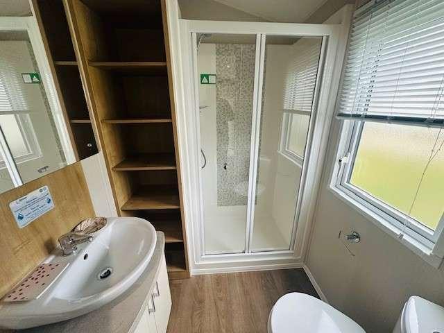 2 bed property for sale