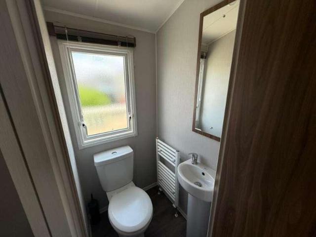 2 bed property for sale