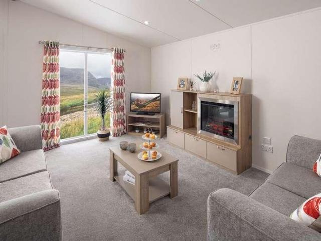 2 bed property for sale