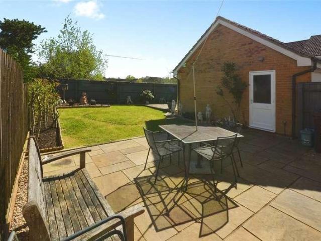 2 bed property for sale