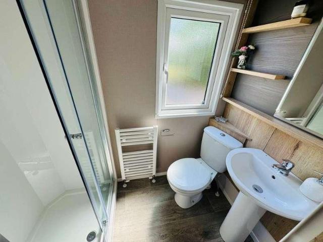 2 bed property for sale
