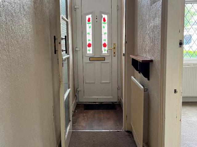 2 bed property for sale