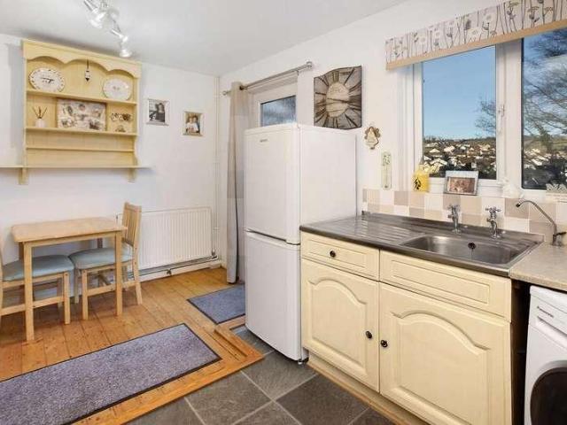 2 bed property for sale