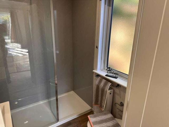 2 bed property for sale