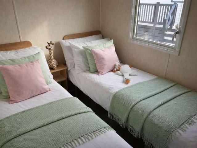 2 bed property for sale