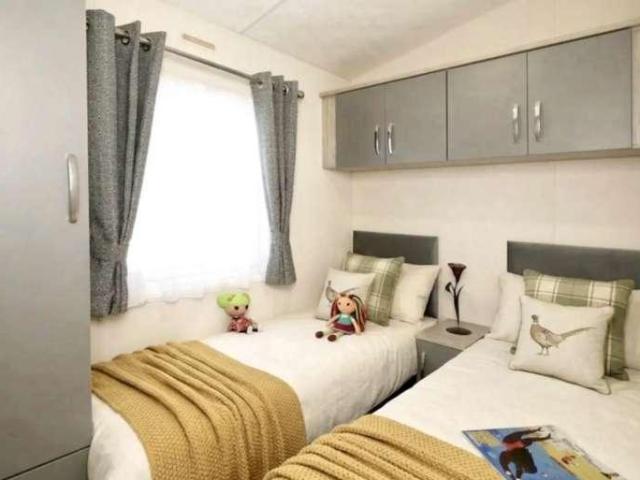 2 bed property for sale