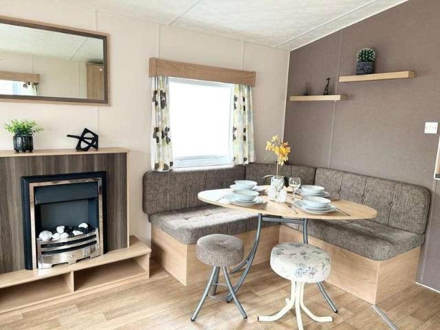 2 bed property for sale