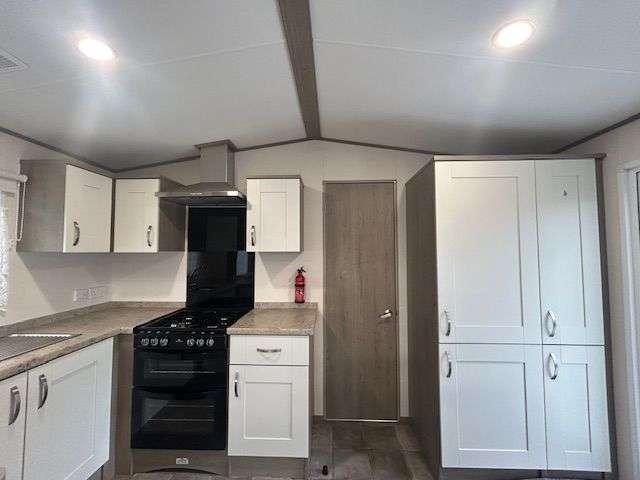 2 bed property for sale