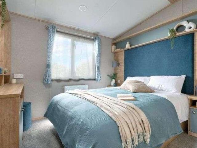 2 bed property for sale