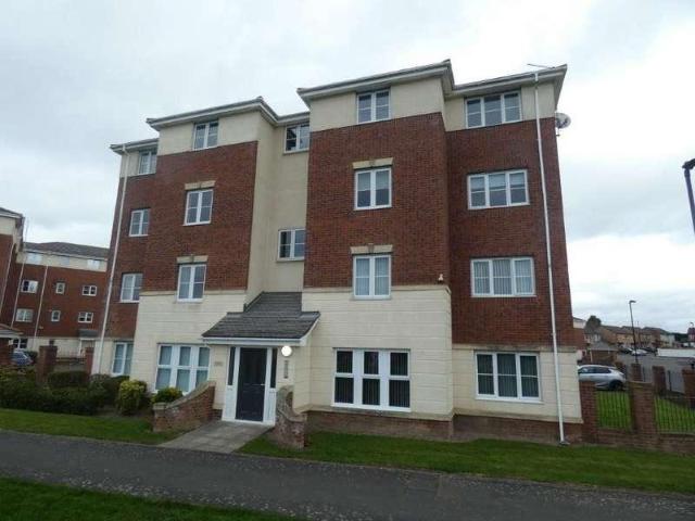 2 bed property for sale