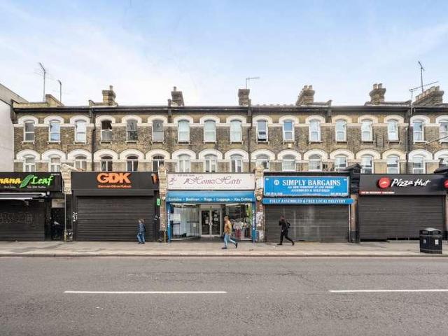 2 bed property for sale