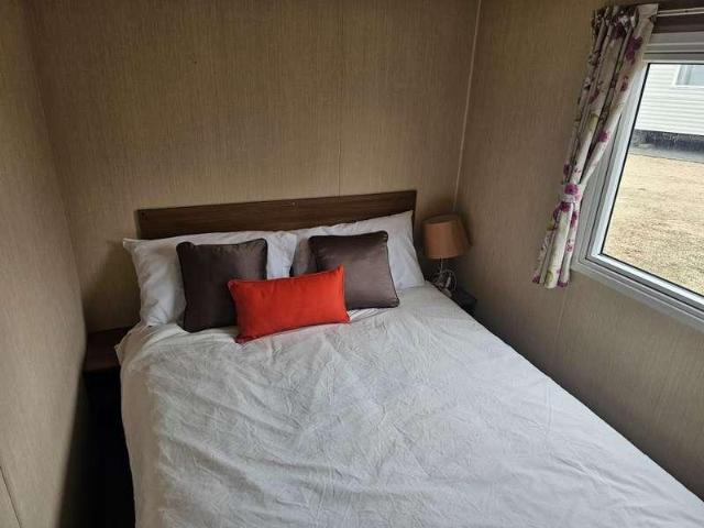 2 bed property for sale